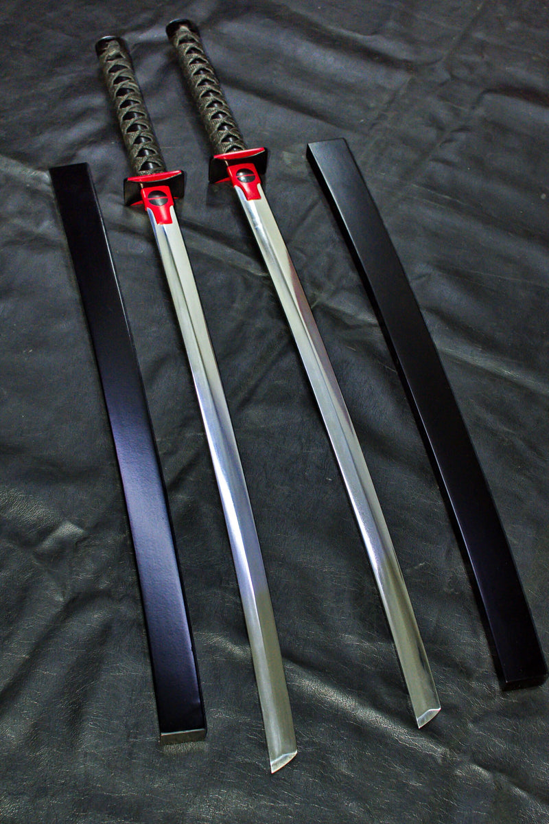 Pair of Deadpool Katana Sword in Just $121 (Japanese Steel is Availabl ...